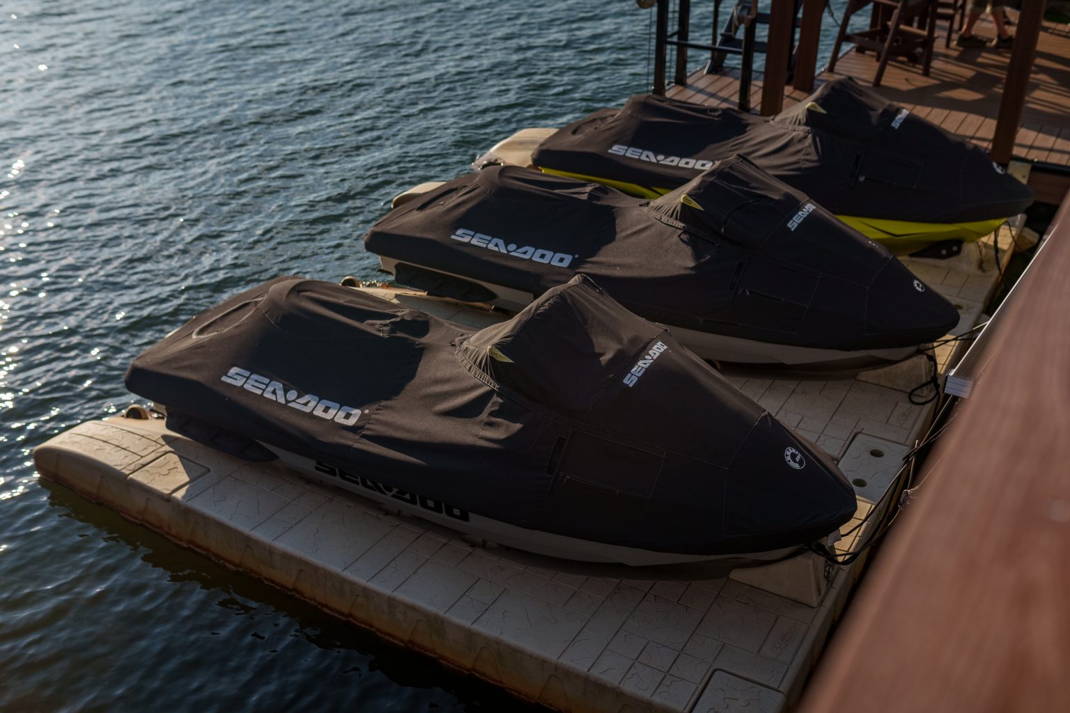 Wave Armor Docks in Canada - Dock Stop